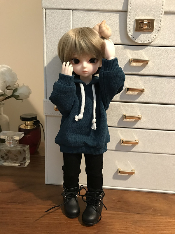 名和里 (Nawari) | Den of Angels